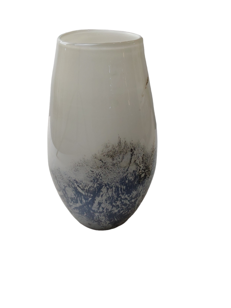 Monochrome glass vase – WOD